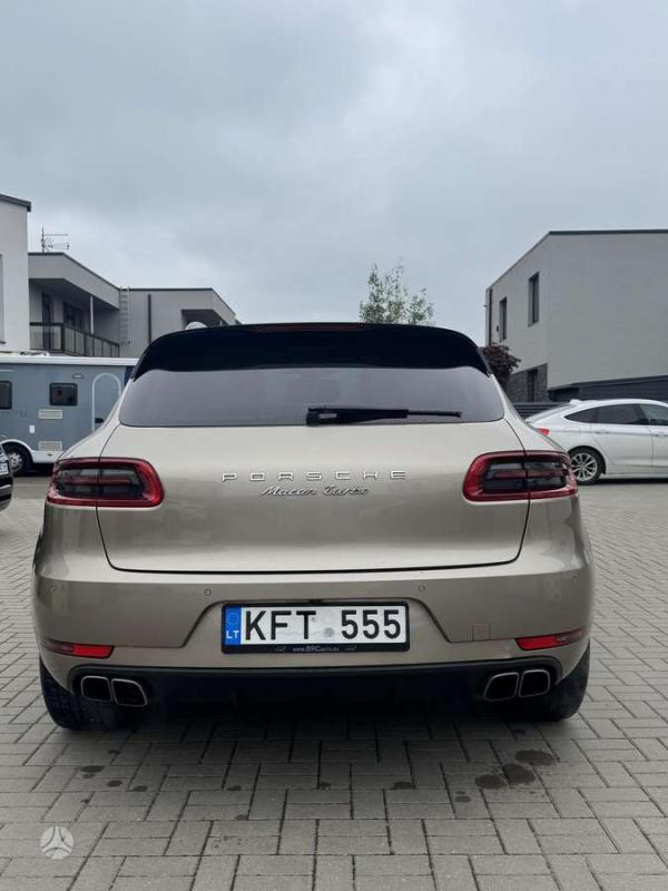 Dzeltens Porsche Macan 2014 Kauņa, ar dzinēja tilpumu 3.60 L un nobraukumu 206 tūkst. km par 23950 €, foto 5 vietnē AUTOMOTO.COM.LV