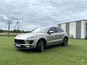 Dzeltens Porsche Macan 2016 Kauņa, ar dzinēja tilpumu 3.00 L un nobraukumu 173 tūkst. km par 19200 €, foto 7 vietnē AUTOMOTO.COM.LV