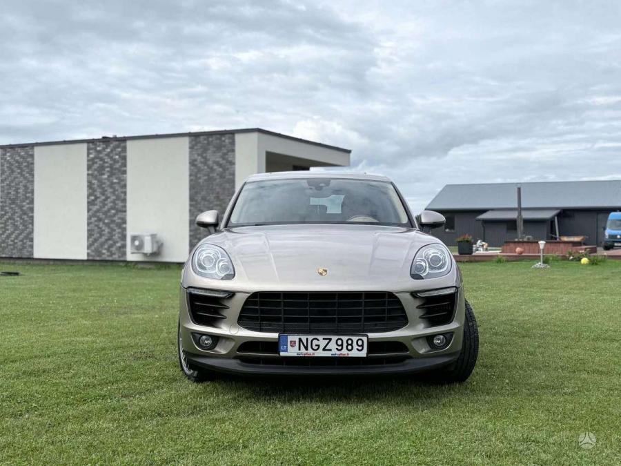 Dzeltens Porsche Macan 2016 Kauņa, ar dzinēja tilpumu 3.00 L un nobraukumu 173 tūkst. km par 19200 €, foto 8 vietnē AUTOMOTO.COM.LV