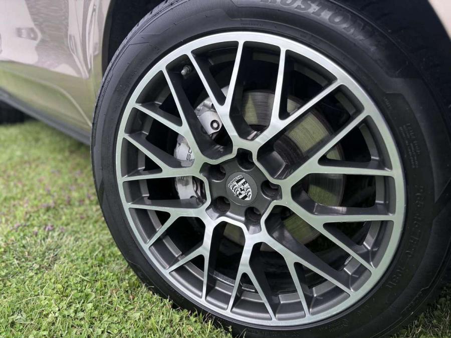Dzeltens Porsche Macan 2016 Kauņa, ar dzinēja tilpumu 3.00 L un nobraukumu 173 tūkst. km par 19200 €, foto 12 vietnē AUTOMOTO.COM.LV