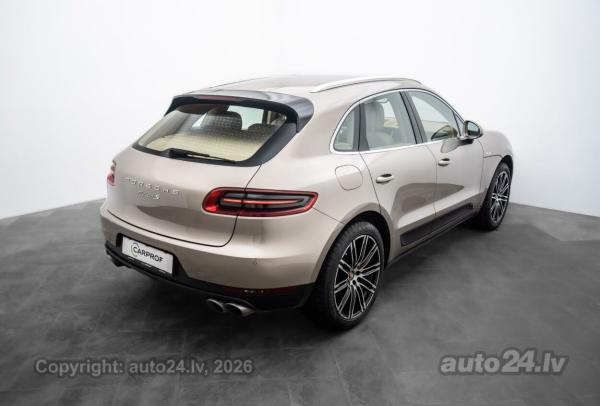 Dzeltens Porsche Macan 2017 Tallina, ar dzinēja tilpumu 3.00 L un nobraukumu 224 tūkst. km par 27899 €, foto 4 vietnē AUTOMOTO.COM.LV