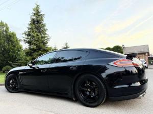 Melns Porsche Panamera 2013 Kauņa, ar dzinēja tilpumu 3.00 L un nobraukumu 146 tūkst. km par 19600 €, foto 4 vietnē AUTOMOTO.COM.LV