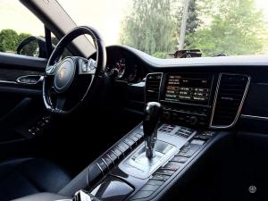 Melns Porsche Panamera 2013 Kauņa, ar dzinēja tilpumu 3.00 L un nobraukumu 146 tūkst. km par 19600 €, foto 7 vietnē AUTOMOTO.COM.LV