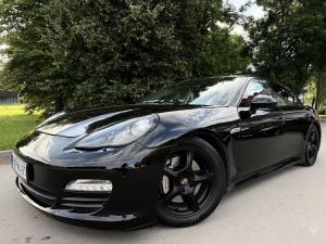 Black Porsche Panamera 2013 in Kaunas, with an engine capacity of 3.00 L and mileage of 145 thousand km for 17500 €, photo 6 on AUTOMOTO.COM.LV