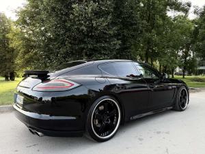 Black Porsche Panamera 2013 in Kaunas, with an engine capacity of 3.00 L and mileage of 146 thousand km for 18500 €, photo 5 on AUTOMOTO.COM.LV