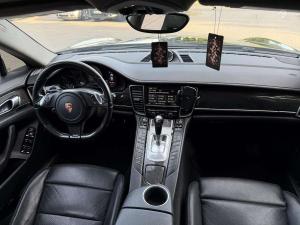 Black Porsche Panamera 2013 in Kaunas, with an engine capacity of 3.00 L and mileage of 146 thousand km for 18500 €, photo 7 on AUTOMOTO.COM.LV