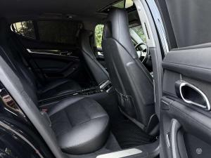 Black Porsche Panamera 2013 in Kaunas, with an engine capacity of 3.00 L and mileage of 146 thousand km for 18500 €, photo 24 on AUTOMOTO.COM.LV