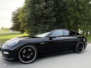 Black Porsche Panamera 2013 in Kaunas, with an engine capacity of 3.00 L and mileage of 146 thousand km for 18500 €, photo 31 on AUTOMOTO.COM.LV