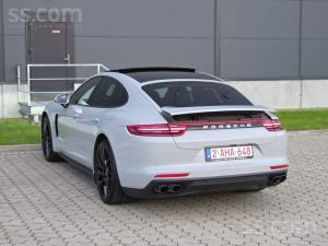 Melns Porsche Panamera 2017 Rīga, ar dzinēja tilpumu 3.00 L un nobraukumu 320 tūkst. km par 39990 €, foto 13 vietnē AUTOMOTO.COM.LV