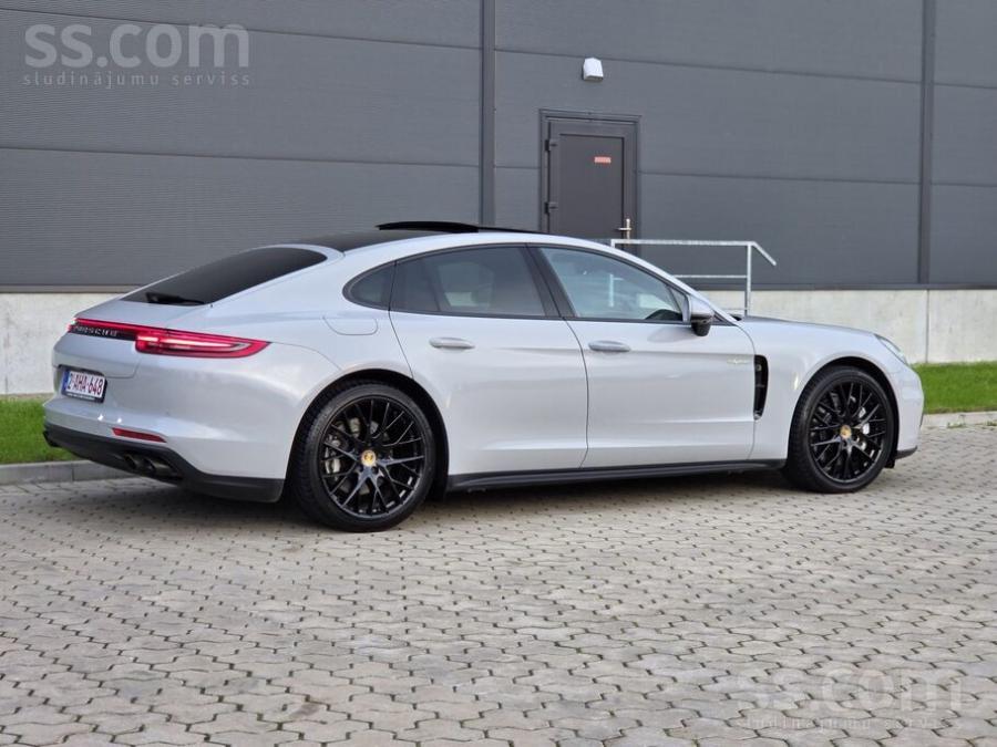 Melns Porsche Panamera 2017 Rīga, ar dzinēja tilpumu 3.00 L un nobraukumu 320 tūkst. km par 39990 €, foto 14 vietnē AUTOMOTO.COM.LV