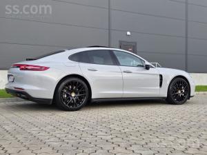 Melns Porsche Panamera 2017 Rīga, ar dzinēja tilpumu 3.00 L un nobraukumu 320 tūkst. km par 39990 €, foto 17 vietnē AUTOMOTO.COM.LV