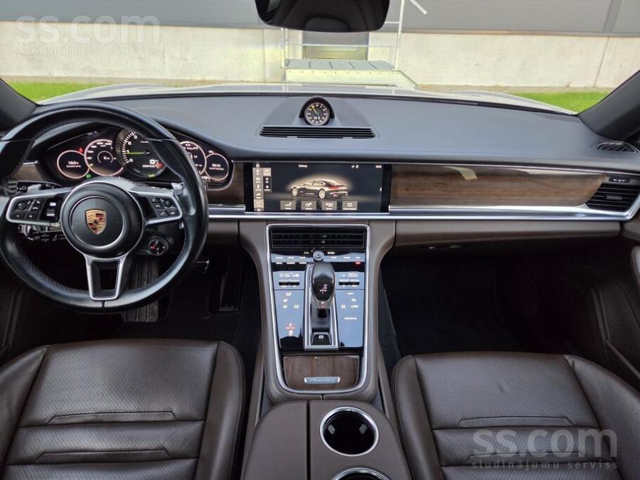 Melns Porsche Panamera 2017 Rīga, ar dzinēja tilpumu 3.00 L un nobraukumu 320 tūkst. km par 39990 €, foto 25 vietnē AUTOMOTO.COM.LV