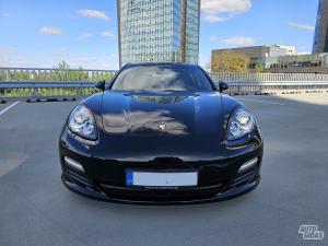 Black Porsche Panamera 2012 in Vilnius, with an engine capacity of 3.00 L and mileage of 267 thousand km for 21500 €, photo 3 on AUTOMOTO.COM.LV