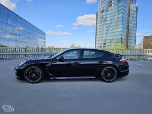 Black Porsche Panamera 2012 in Vilnius, with an engine capacity of 3.00 L and mileage of 267 thousand km for 21500 €, photo 5 on AUTOMOTO.COM.LV