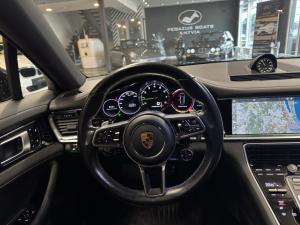Черный Порше Панамера 2017 в Рига, объемом двигателя 3.00 л и пробегом 70 тыс. км за 52900 €, фото 17 на AUTOMOTO.COM.LV