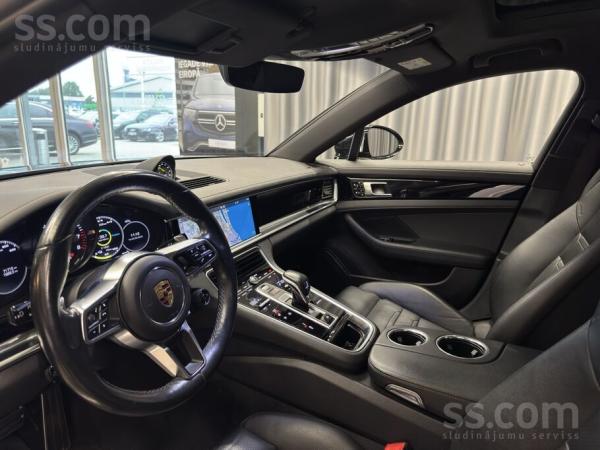 Melns Porsche Panamera 2017 Rīga, ar dzinēja tilpumu 3.00 L un nobraukumu 76 tūkst. km par 51900 €, foto 6 vietnē AUTOMOTO.COM.LV