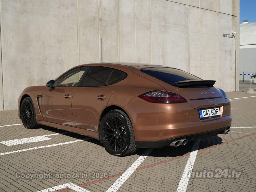 Melns Porsche Panamera 2009 Tallina, ar dzinēja tilpumu 4.80 L un nobraukumu 262 tūkst. km par 15900 €, foto 6 vietnē AUTOMOTO.COM.LV