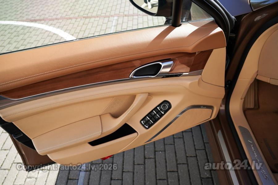Melns Porsche Panamera 2009 Tallina, ar dzinēja tilpumu 4.80 L un nobraukumu 262 tūkst. km par 15900 €, foto 10 vietnē AUTOMOTO.COM.LV