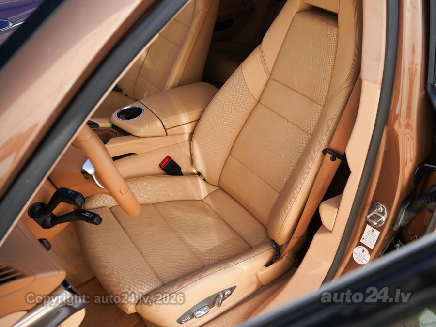 Melns Porsche Panamera 2009 Tallina, ar dzinēja tilpumu 4.80 L un nobraukumu 262 tūkst. km par 15900 €, foto 11 vietnē AUTOMOTO.COM.LV
