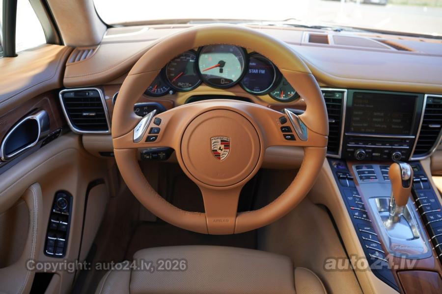 Melns Porsche Panamera 2009 Tallina, ar dzinēja tilpumu 4.80 L un nobraukumu 262 tūkst. km par 15900 €, foto 17 vietnē AUTOMOTO.COM.LV