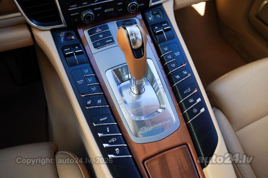 Melns Porsche Panamera 2009 Tallina, ar dzinēja tilpumu 4.80 L un nobraukumu 262 tūkst. km par 15900 €, foto 19 vietnē AUTOMOTO.COM.LV
