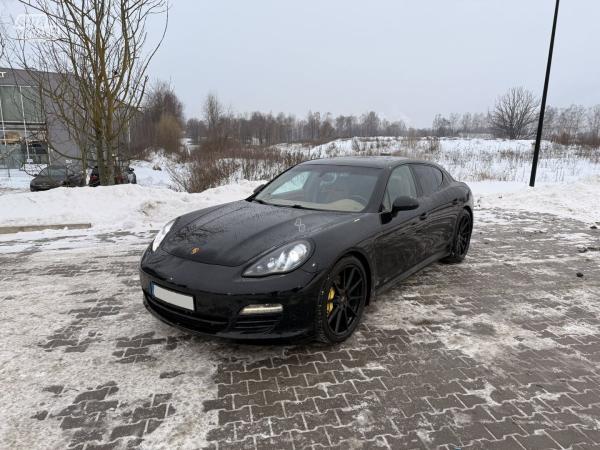 Melns Porsche Panamera 2011 Kaišiadorys, ar dzinēja tilpumu 3.60 L un nobraukumu 210 tūkst. km par 19500 €, foto 7 vietnē AUTOMOTO.COM.LV