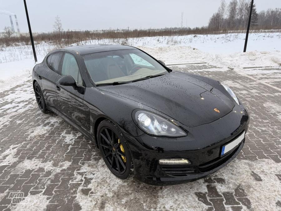 Melns Porsche Panamera 2011 Kaišiadorys, ar dzinēja tilpumu 3.60 L un nobraukumu 210 tūkst. km par 19500 €, foto 8 vietnē AUTOMOTO.COM.LV