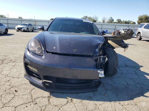 Melns Porsche Panamera 2011 Kauņa, ar dzinēja tilpumu 4.81 L un nobraukumu 198 tūkst. km par 7990 €, foto 2 vietnē AUTOMOTO.COM.LV