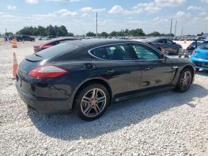 Melns Porsche Panamera 2011 Kauņa, ar dzinēja tilpumu 4.81 L un nobraukumu 176 tūkst. km par 10299 €, foto 3 vietnē AUTOMOTO.COM.LV