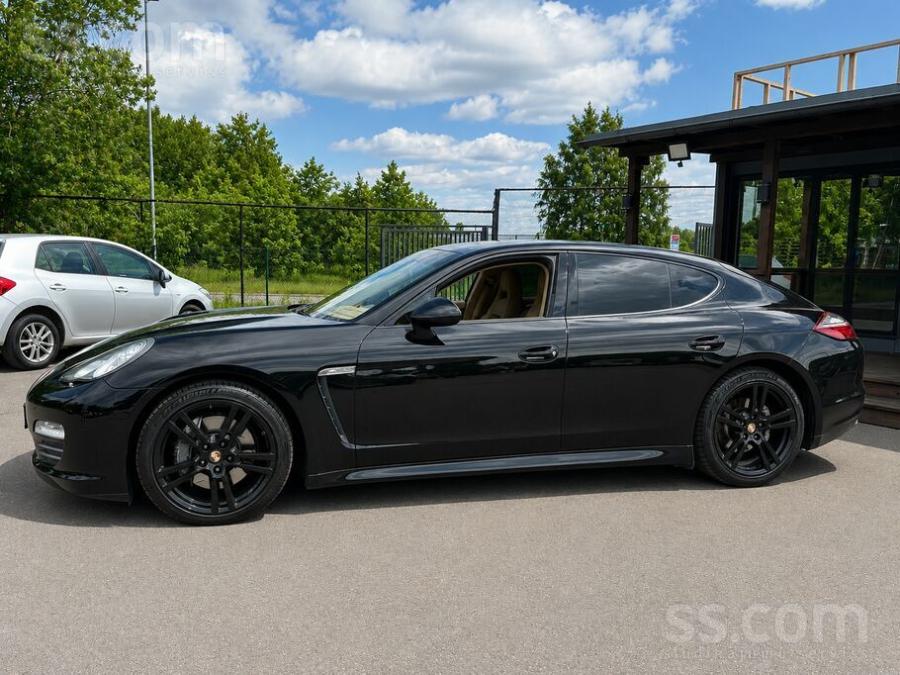Melns Porsche Panamera 2011 Rīga, ar dzinēja tilpumu 3.60 L un nobraukumu 185 tūkst. km par 16350 €, foto 4 vietnē AUTOMOTO.COM.LV