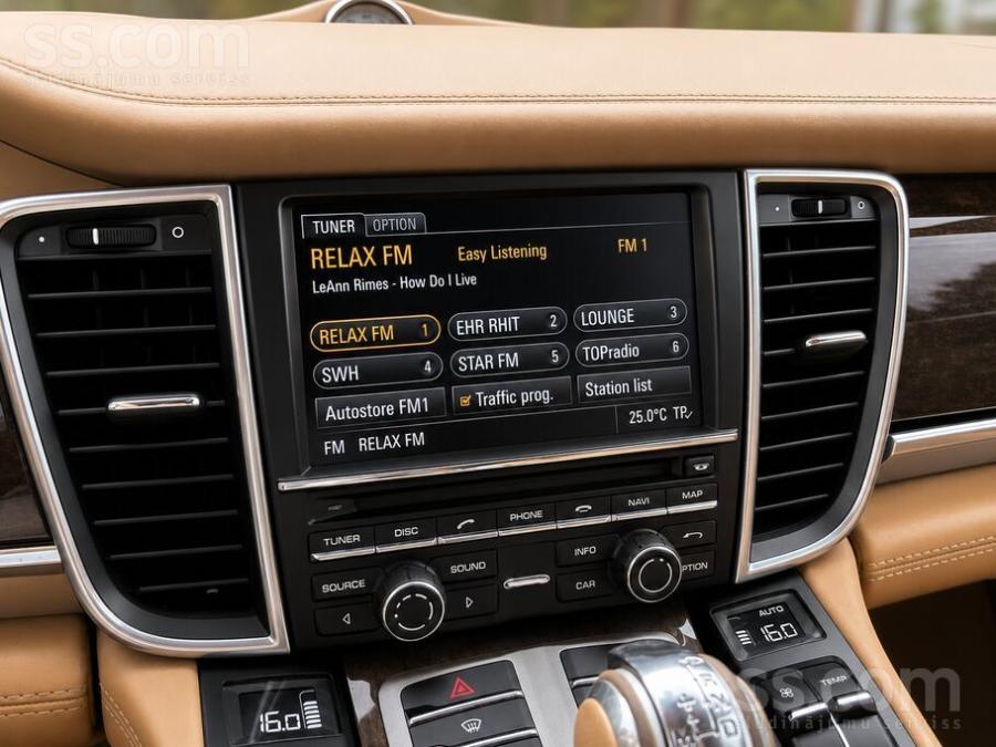 Melns Porsche Panamera 2011 Rīga, ar dzinēja tilpumu 3.60 L un nobraukumu 185 tūkst. km par 16350 €, foto 21 vietnē AUTOMOTO.COM.LV