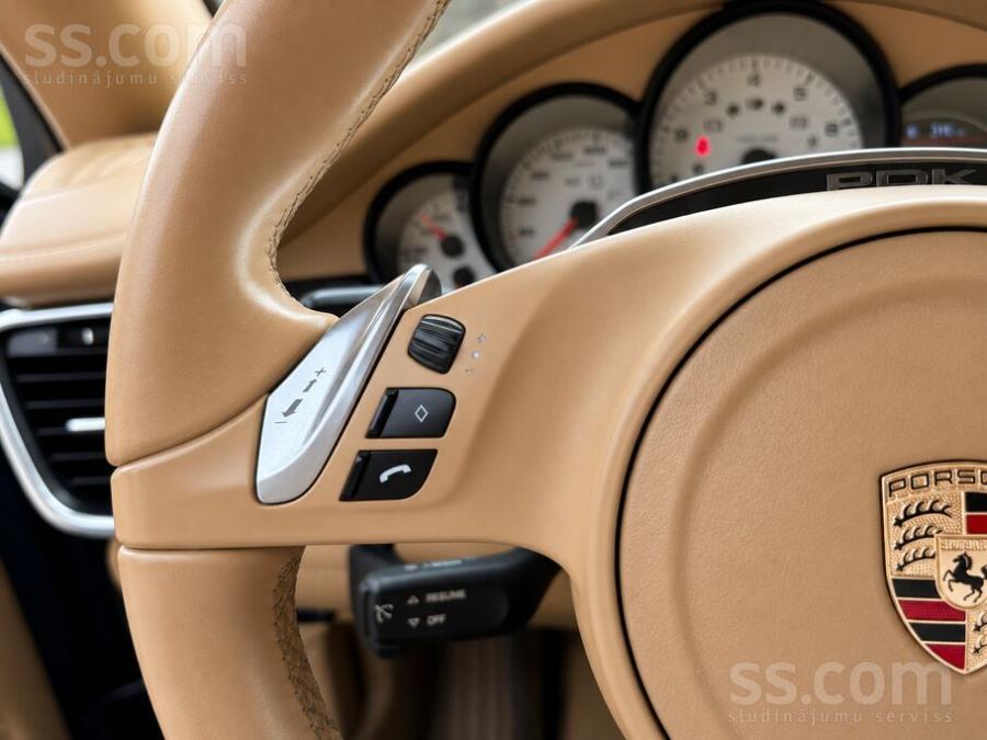 Melns Porsche Panamera 2011 Rīga, ar dzinēja tilpumu 3.60 L un nobraukumu 185 tūkst. km par 16350 €, foto 23 vietnē AUTOMOTO.COM.LV