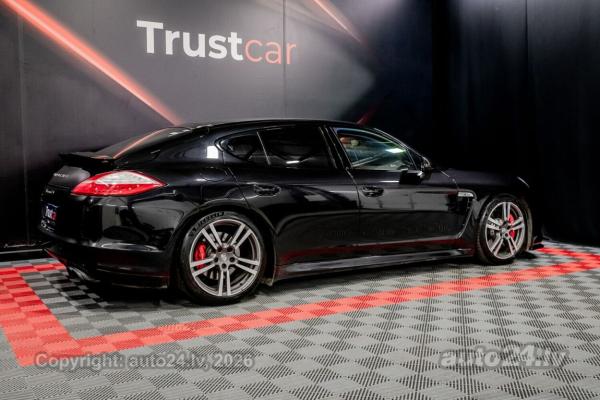 Melns Porsche Panamera 2012 Pērnava, ar dzinēja tilpumu 4.80 L un nobraukumu 168 tūkst. km par 28000 €, foto 7 vietnē AUTOMOTO.COM.LV