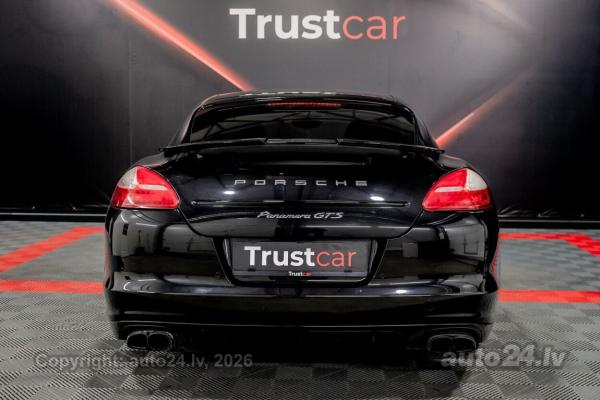 Melns Porsche Panamera 2012 Pērnava, ar dzinēja tilpumu 4.80 L un nobraukumu 168 tūkst. km par 28000 €, foto 11 vietnē AUTOMOTO.COM.LV