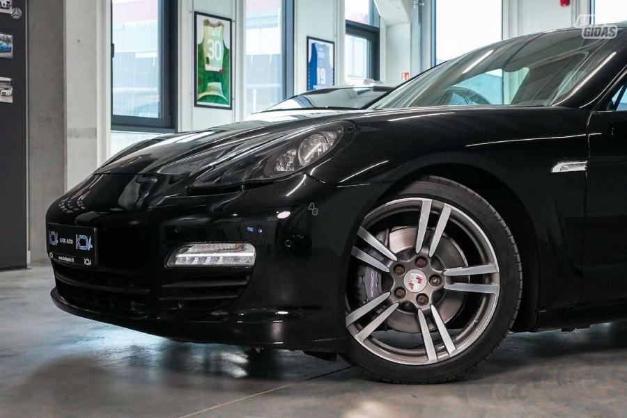 Melns Porsche Panamera 2012 Marijampole, ar dzinēja tilpumu 3.00 L un nobraukumu 223 tūkst. km par 20950 €, foto 6 vietnē AUTOMOTO.COM.LV