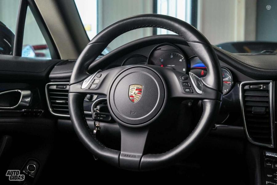 Melns Porsche Panamera 2012 Marijampole, ar dzinēja tilpumu 3.00 L un nobraukumu 223 tūkst. km par 20950 €, foto 17 vietnē AUTOMOTO.COM.LV