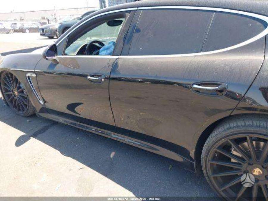 Melns Porsche Panamera 2012 Klaipėda, ar dzinēja tilpumu 0.00 L un nobraukumu 123 tūkst. km par 5500 €, foto 15 vietnē AUTOMOTO.COM.LV