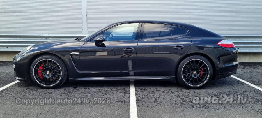 Melns Porsche Panamera 2013 Tallina, ar dzinēja tilpumu 4.80 L un nobraukumu 163 tūkst. km par 27890 €, foto 5 vietnē AUTOMOTO.COM.LV