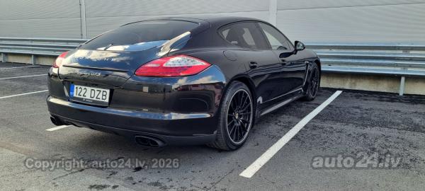 Black Porsche Panamera 2013 in Tallinn, with an engine capacity of 4.80 L and mileage of 163 thousand km for 27890 €, photo 8 on AUTOMOTO.COM.LV