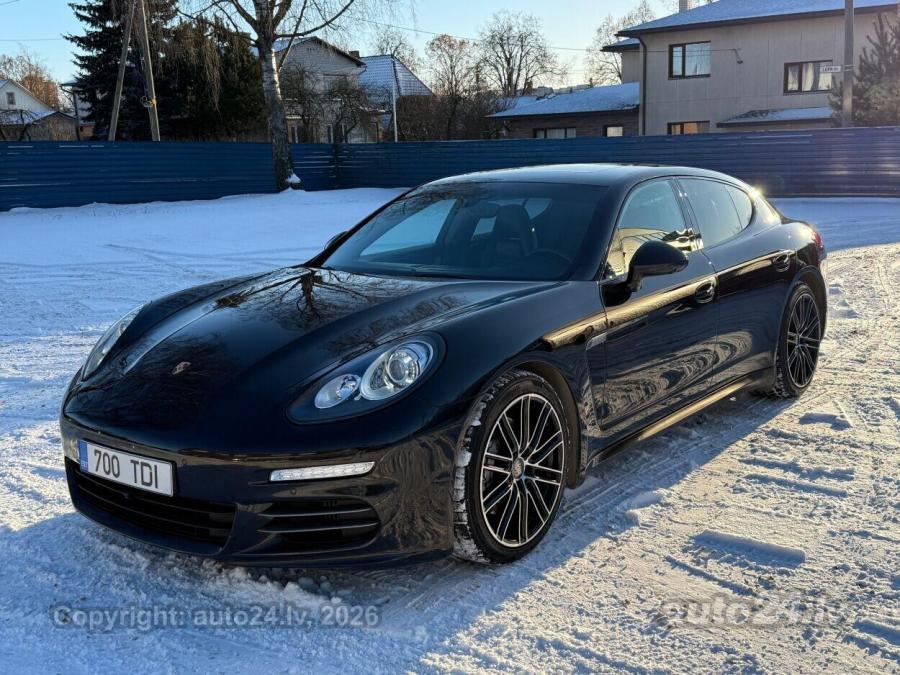 Black Porsche Panamera 2014 in Tartu, with an engine capacity of 3.00 L and mileage of 201 thousand km for 22900 €, photo 1 on AUTOMOTO.COM.LV
