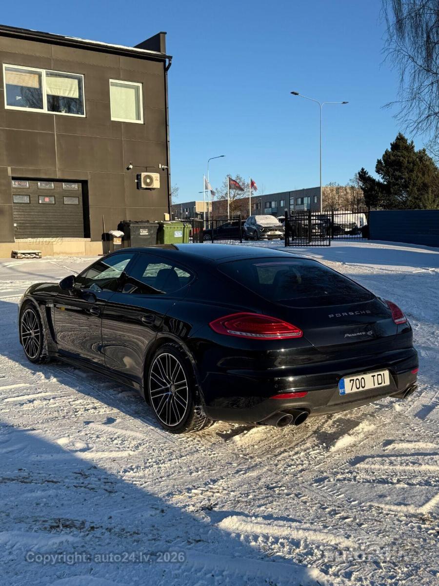 Black Porsche Panamera 2014 in Tartu, with an engine capacity of 3.00 L and mileage of 201 thousand km for 22900 €, photo 3 on AUTOMOTO.COM.LV