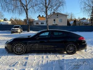 Black Porsche Panamera 2014 in Tartu, with an engine capacity of 3.00 L and mileage of 201 thousand km for 22900 €, photo 4 on AUTOMOTO.COM.LV