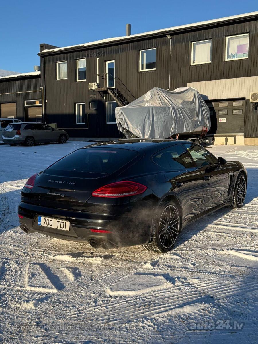 Black Porsche Panamera 2014 in Tartu, with an engine capacity of 3.00 L and mileage of 201 thousand km for 22900 €, photo 6 on AUTOMOTO.COM.LV
