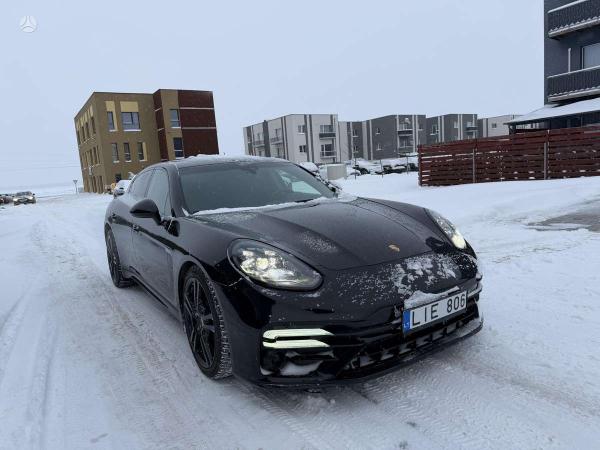 Melns Porsche Panamera 2014 Kauņa, ar dzinēja tilpumu 3.60 L un nobraukumu 200 tūkst. km par 17500 €, foto 1 vietnē AUTOMOTO.COM.LV