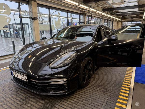 Melns Porsche Panamera 2014 Kauņa, ar dzinēja tilpumu 3.60 L un nobraukumu 200 tūkst. km par 17500 €, foto 3 vietnē AUTOMOTO.COM.LV