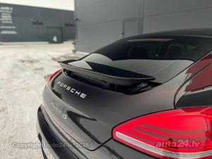 Melns Porsche Panamera 2014 Tallina, ar dzinēja tilpumu 3.00 L un nobraukumu 200 tūkst. km par 24990 €, foto 9 vietnē AUTOMOTO.COM.LV