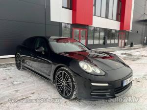 Black Porsche Panamera 2014 in Tallinn, with an engine capacity of 3.00 L and mileage of 200 thousand km for 24990 €, photo 3 on AUTOMOTO.COM.LV