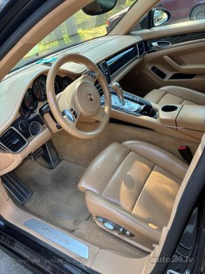 Black Porsche Panamera 2014 in Tallinn, with an engine capacity of 3.00 L and mileage of 181 thousand km for 30000 €, photo 10 on AUTOMOTO.COM.LV
