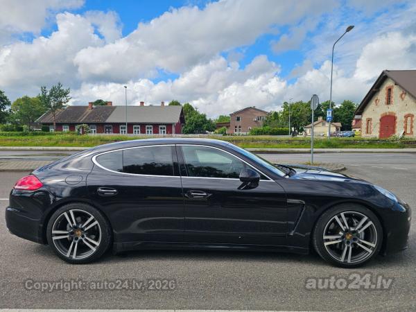Melns Porsche Panamera 2014 Paide, ar dzinēja tilpumu 3.00 L un nobraukumu 207 tūkst. km par 26900 €, foto 7 vietnē AUTOMOTO.COM.LV