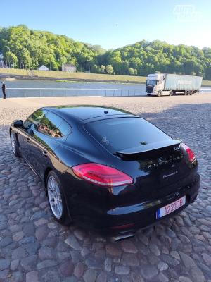 Black Porsche Panamera 2014 in Kaunas, with an engine capacity of 3.60 L and mileage of 175 thousand km for 21000 €, photo 9 on AUTOMOTO.COM.LV